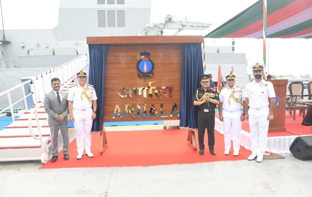 INS Arnala, 1st Of 16 Indigenously Built Anti-Submarine Shallow Water ...